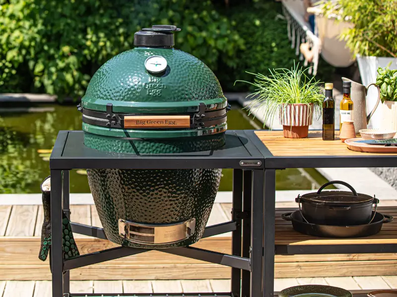 Barbecue Big Green Egg : meilleur kamado pour vos grillades - Visite Déco